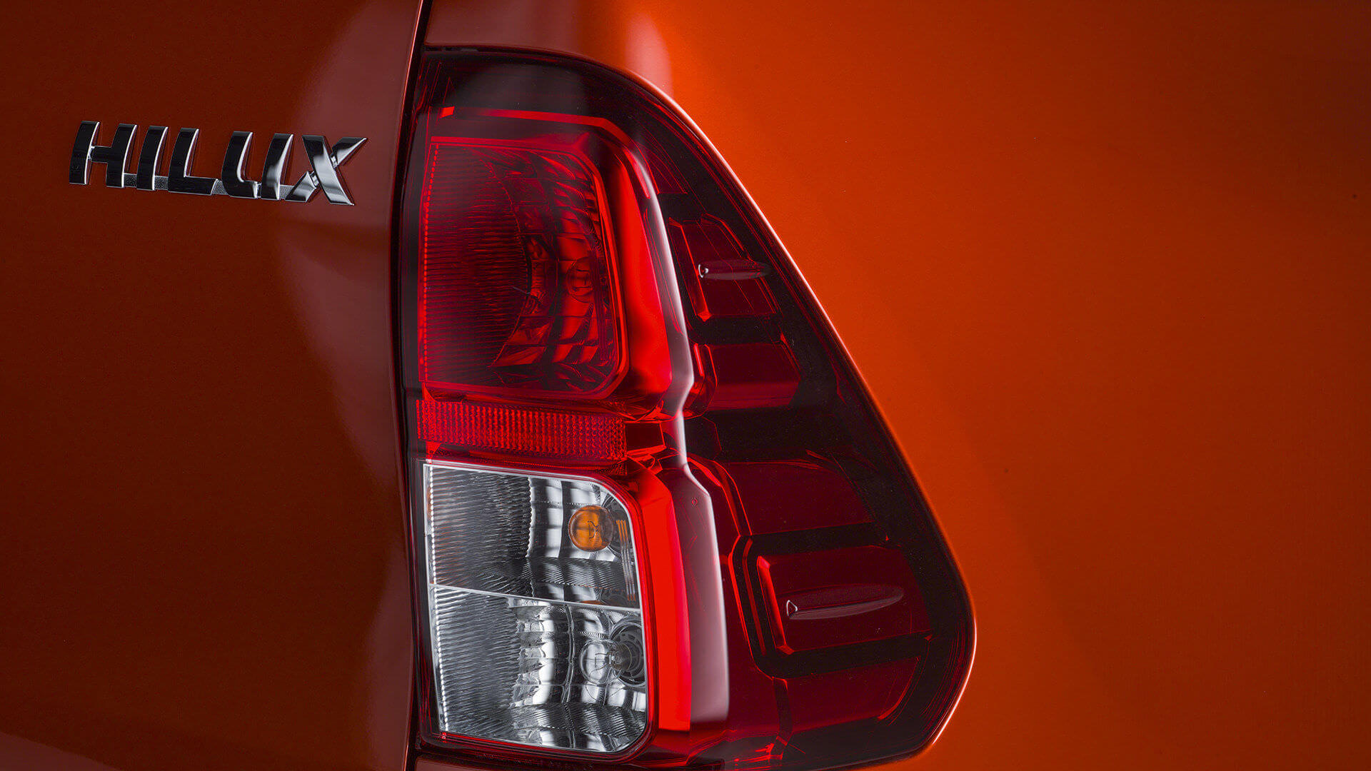 Hilux Xtra Cab Exterior Tail Light