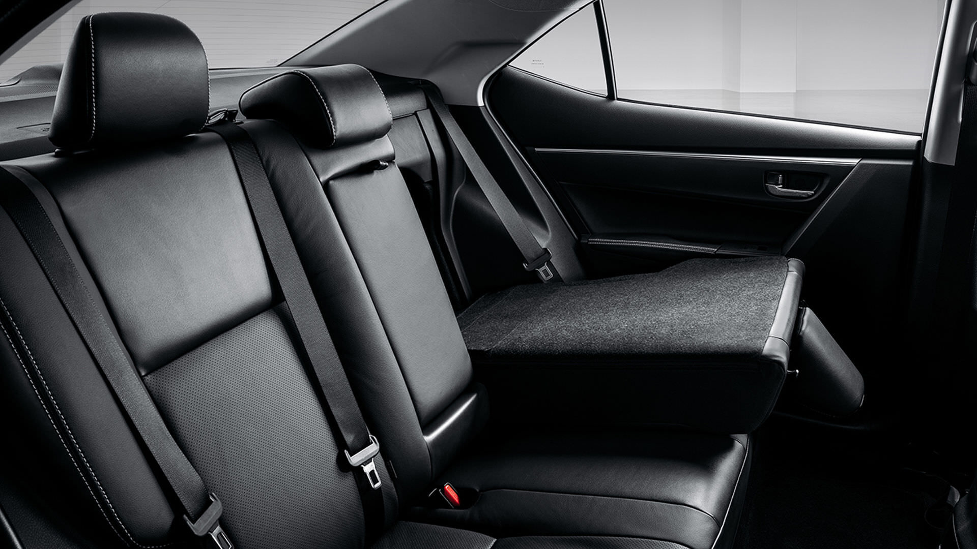 Corolla Quest Plus Prestige Exclusive Black Seats