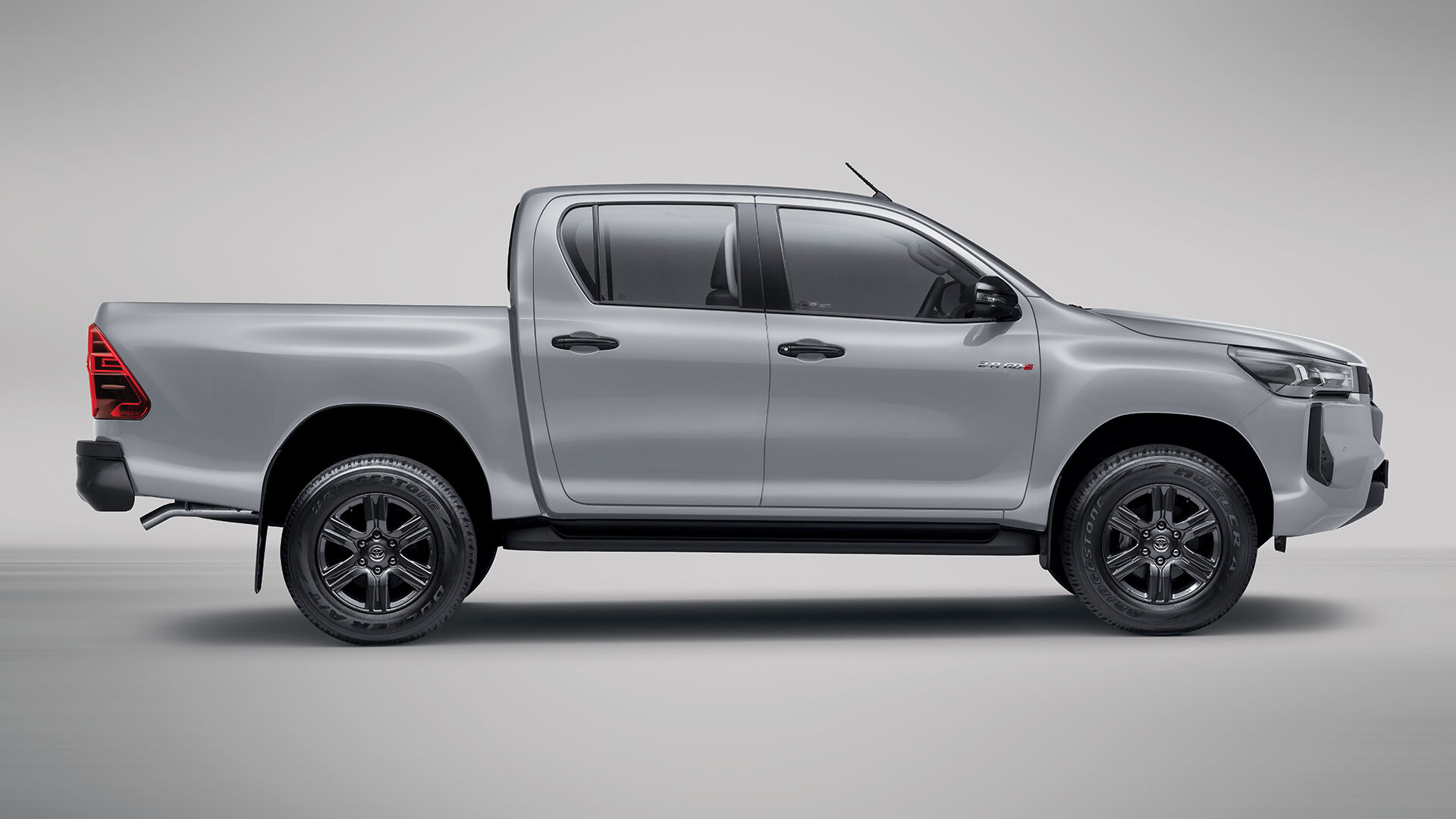 Hilux Raider Side